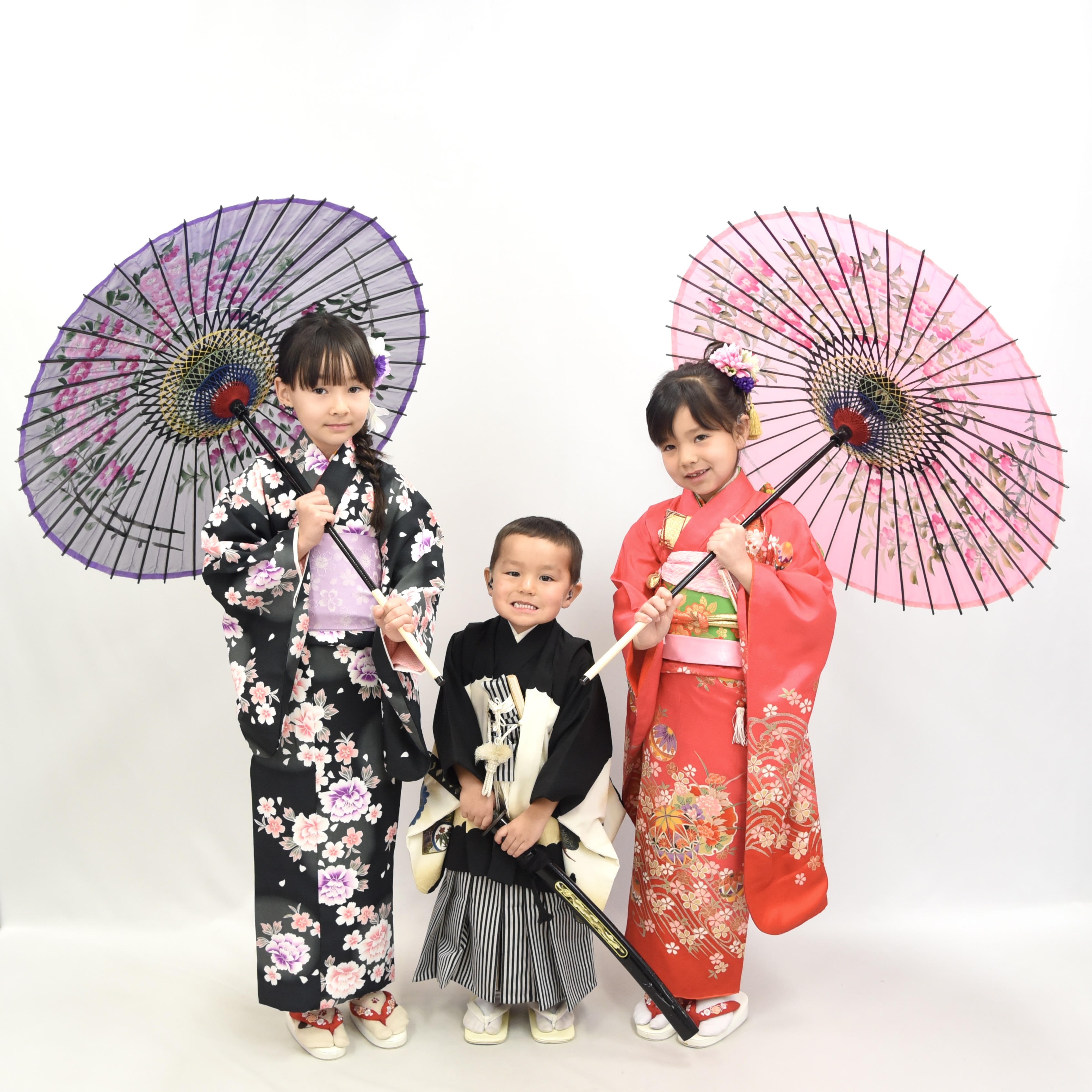 【早めの予約が おすすめ 七五三プラン】七五三は「浅草 着物レンタル 大吉」で！安くて人気のプランで安心( ’︶’ )♬ ｜ 浅草着物レンタル「格安￥1,880～」は大吉だけ！！